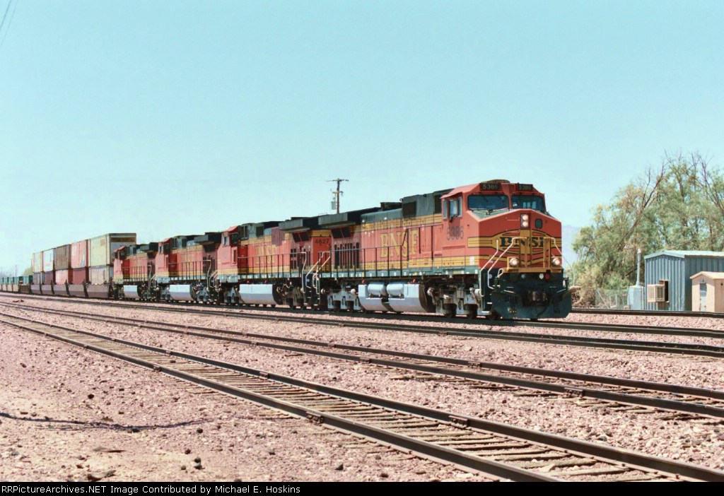 BNSF 5386